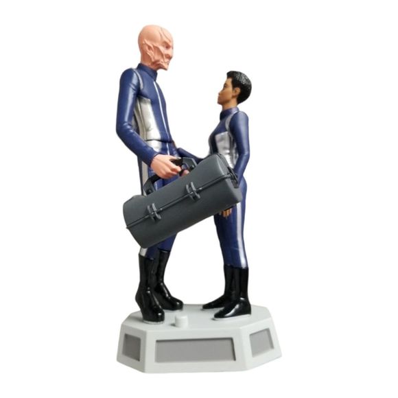 Hallmark | Holiday | 29 Star Trek Commander Saru And Michael Burnham ...